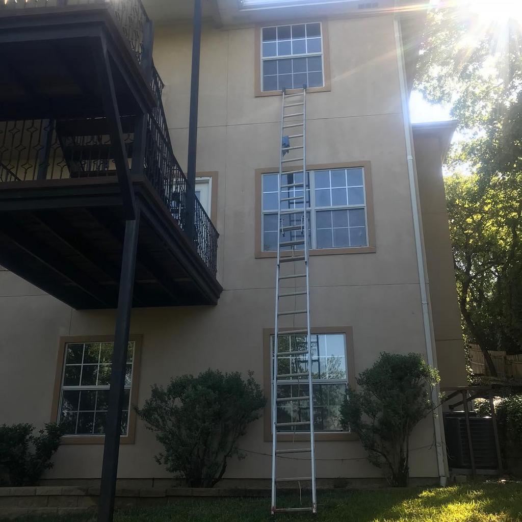 Pane Doctor Windows | Window Cleaning Service in Aubrey, Texas
