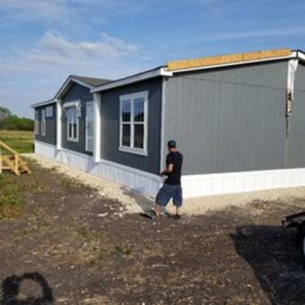 Modern Mobile Home Services | Mobile Home Dealer in Elgin, TX